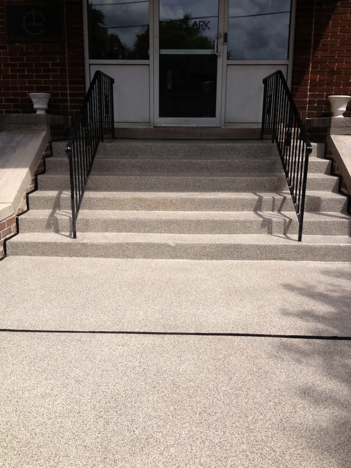Methyl Methacrylate (MMA) Flooring Revitalizes Entrance - Durex